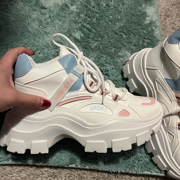 SHEIN | Shoes | Brand New Chunk Dad Sneakers | Poshmark